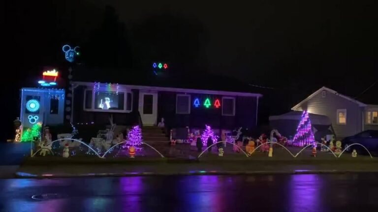 Massachusetts’ Most Magical Christmas Light Displays That Families Can ...